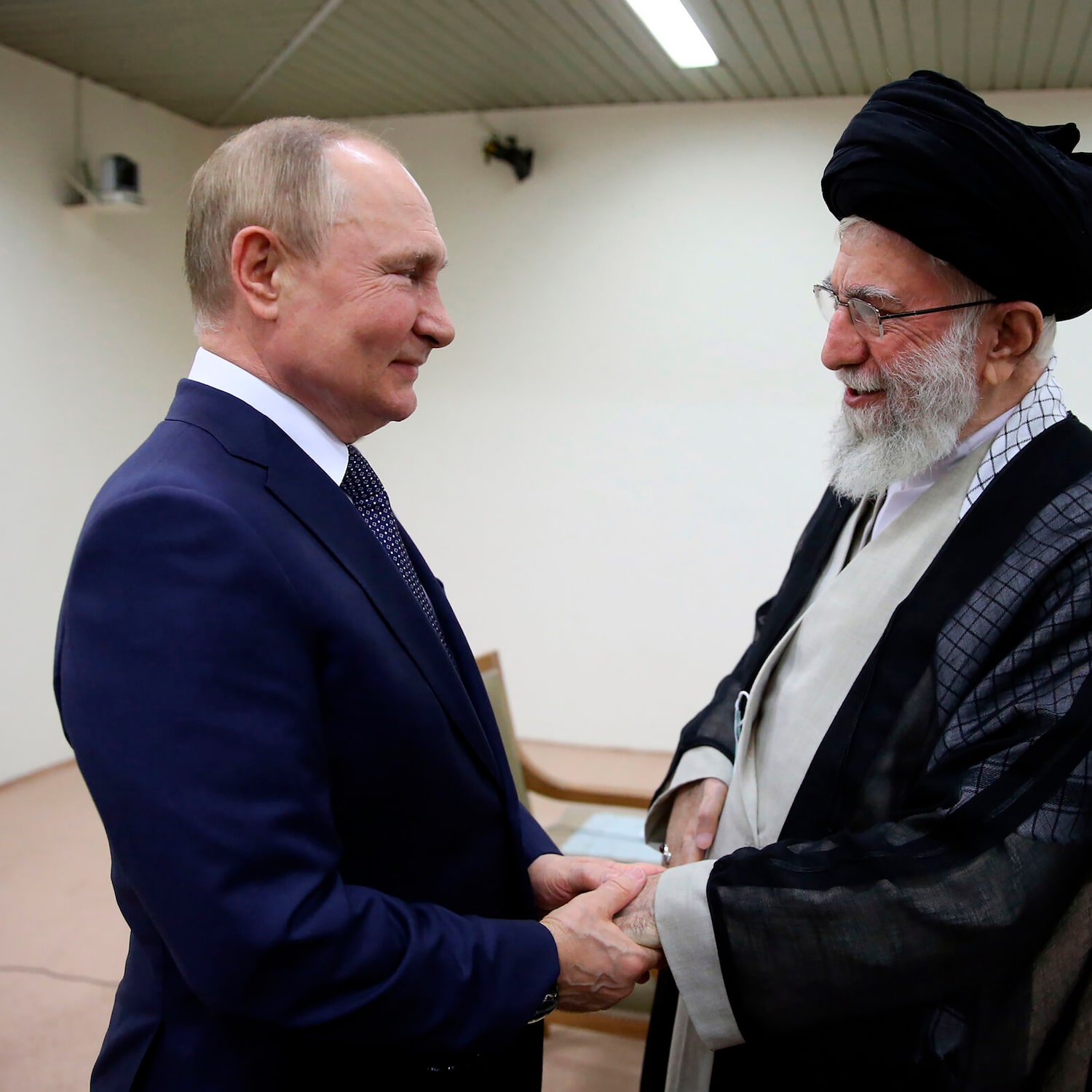 Russia and Two Wars; Ukraine and Iran – International Affairs Review